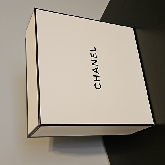 CHANEL | Other | Chanel Gift Box Empty | Poshmark
